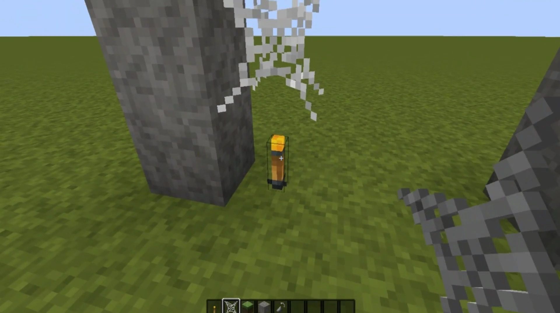 Realistic Cobwebs для Minecraft 26.1.2